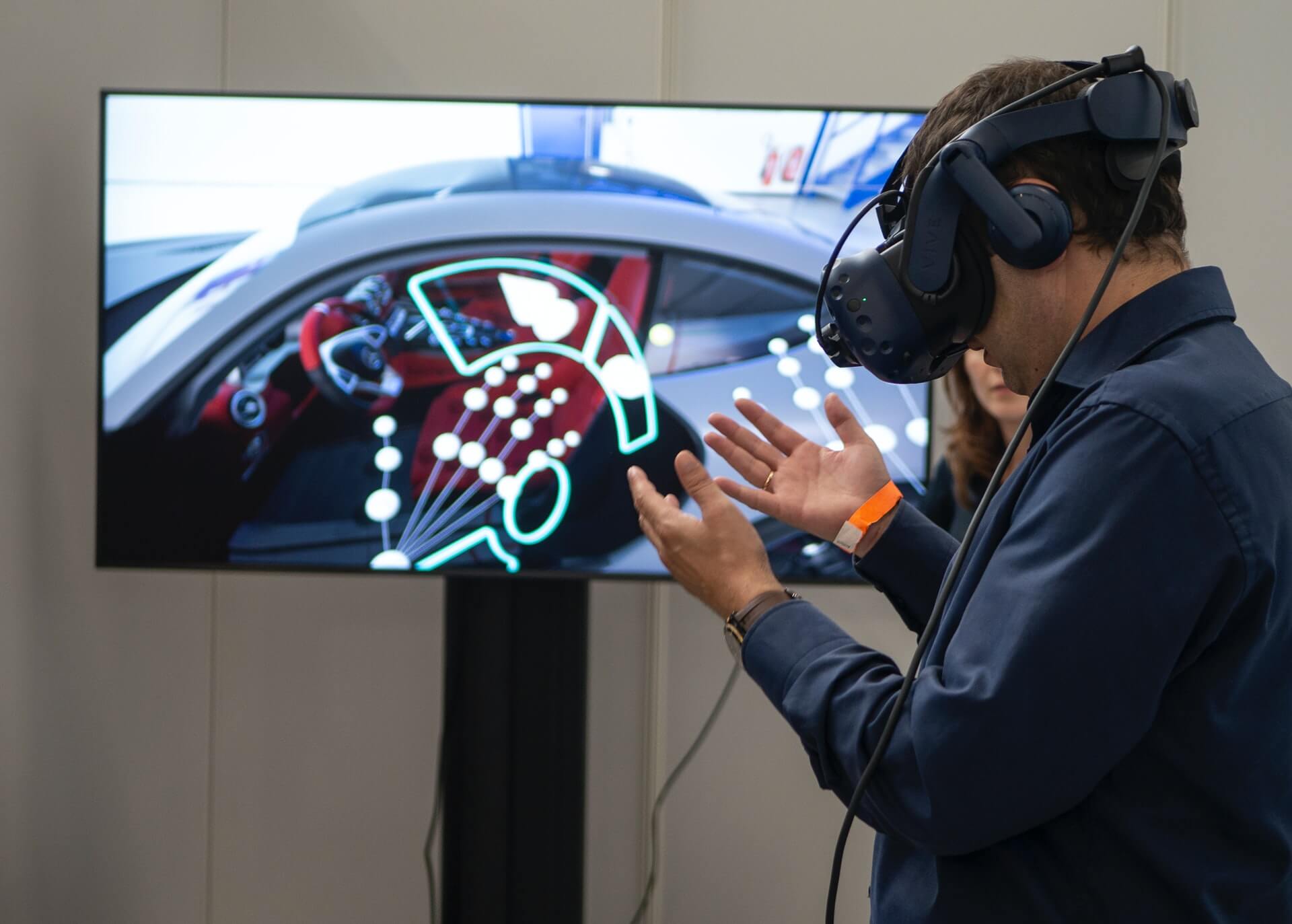 Latest VR trends for workplace training - Viar360